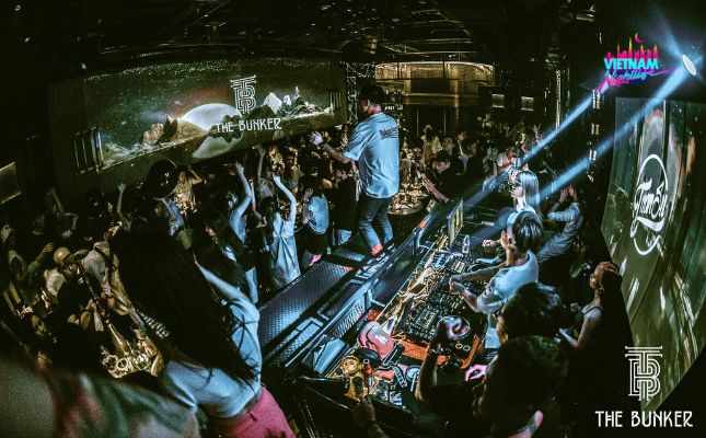 Hà Nội nightlife có gì? Khám phá Top Địa điểm chơi đêm Hà Nội