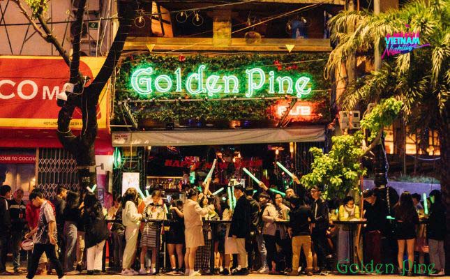 Discover Nightlife in Da Nang