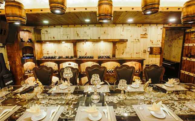 Cheer House | Top Nhà Hàng tại Quận 3 | Đặt Bàn Ngay