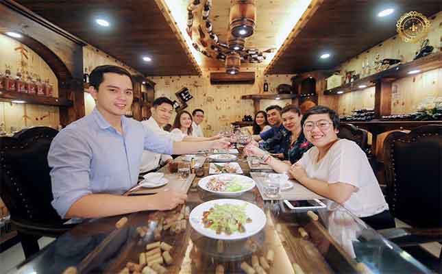 Cheer House | Top Nhà Hàng tại Quận 3 | Đặt Bàn Ngay