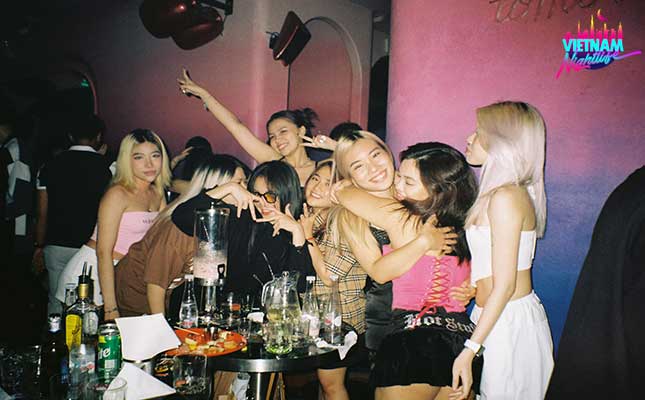 Boheme Saigon| Top Bar in Bui Vien | Vietnam Nightlife