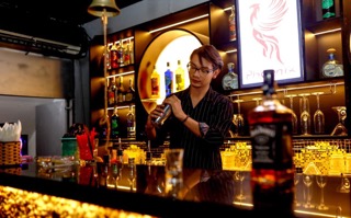 Phoenix Bar | Top Girly Bar in Ho Chi Minh| Vietnam Nightlife