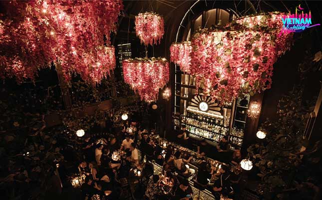 The Arth | Top Bar in District 1 | Book Your Table Now