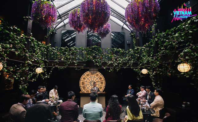 The Arth | Top Bar in District 1 | Book Your Table Now