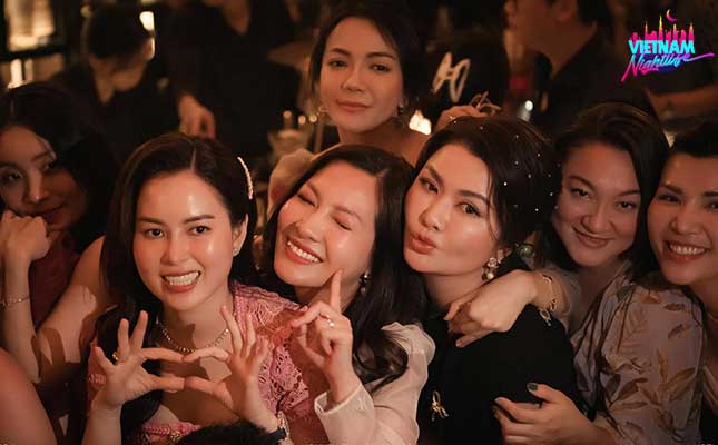 The Arth | Top Bar in District 1 | Book Your Table Now