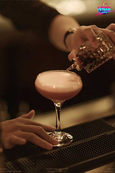 The Arth | Top Bar in District 1 | Book Your Table Now